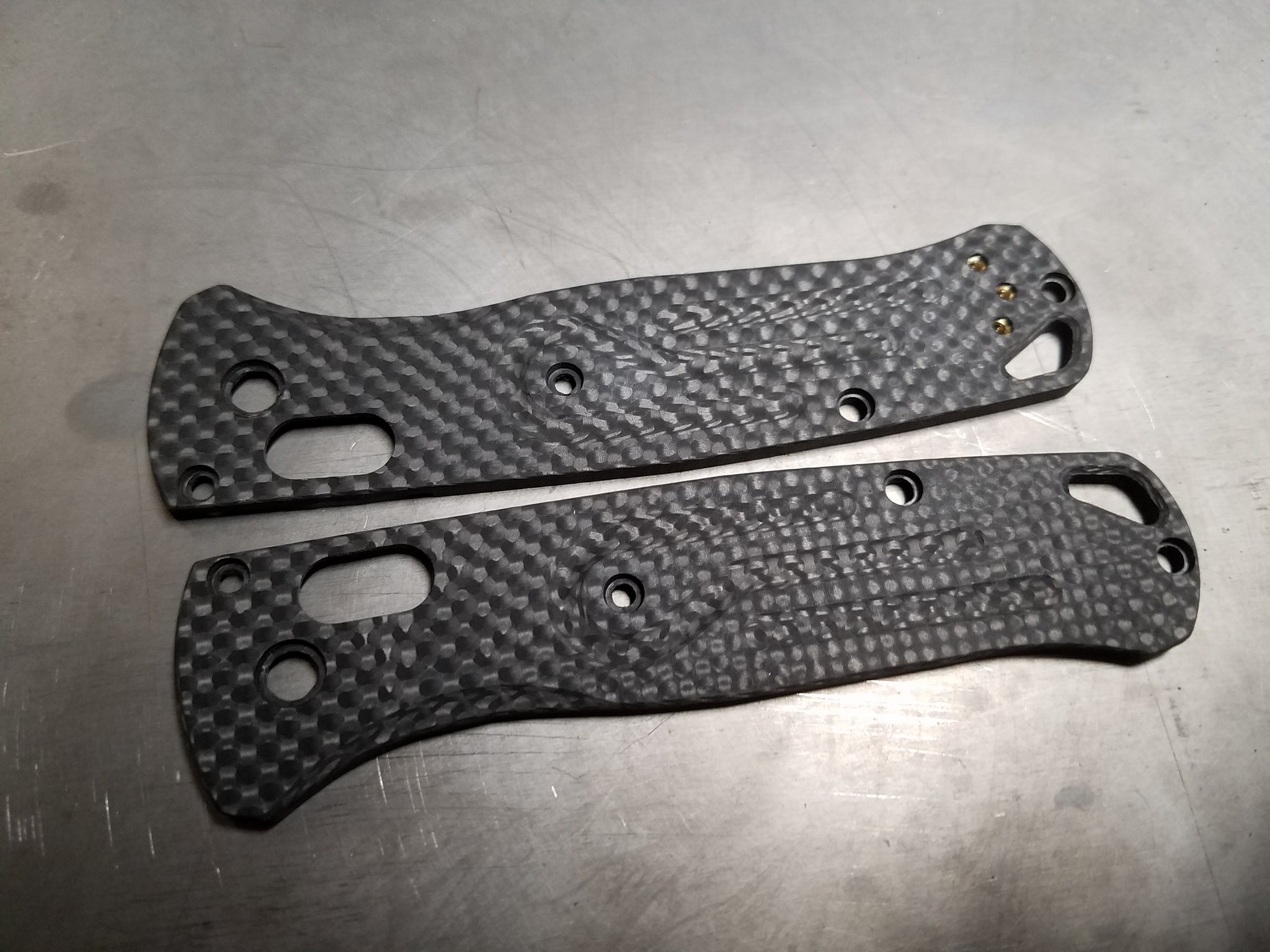 Benchmade Bugout 535 Carbon Fiber Scales- Classic Design – ROGUE BLADEWORKS